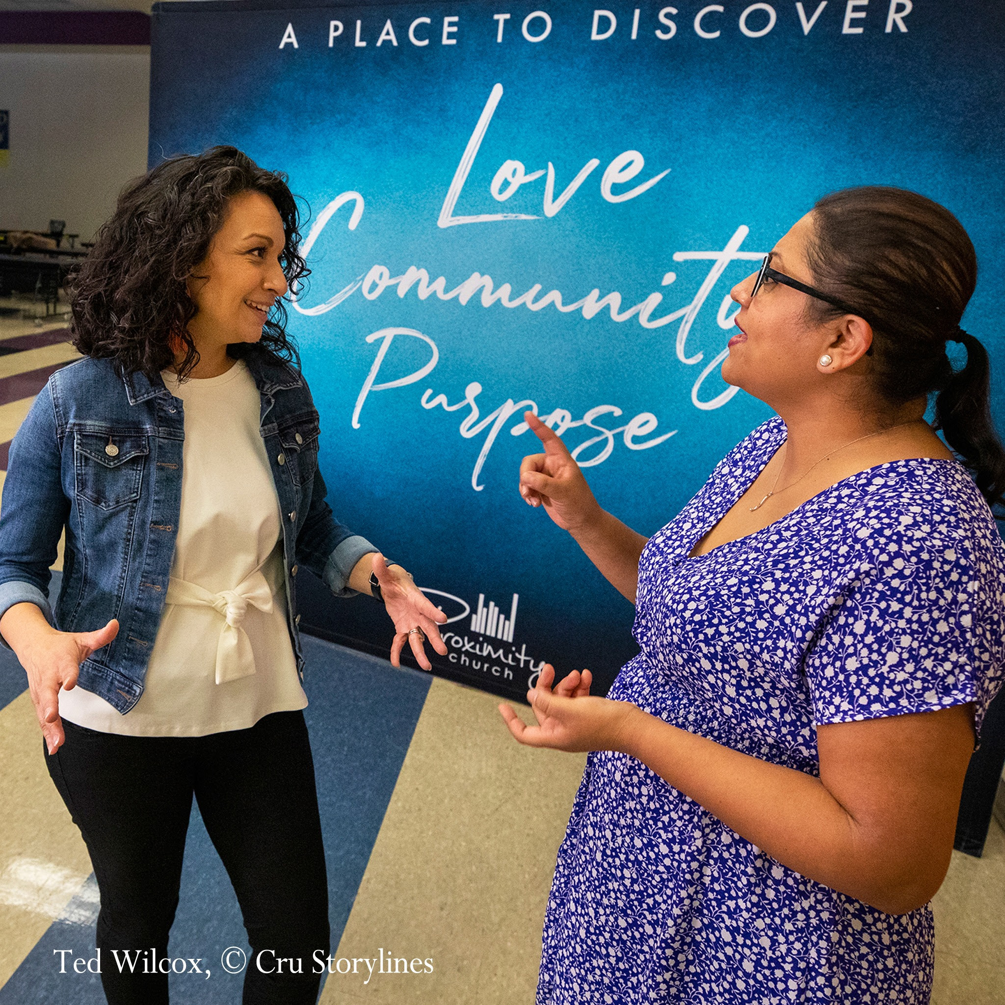 Highlighting Women’s Voices in God’s Story – her.BIBLE